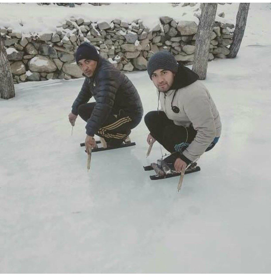 Ice Hockey in Ladakh || Local Ice Skate in Ladakh India | by AJAZ ALI | Medium