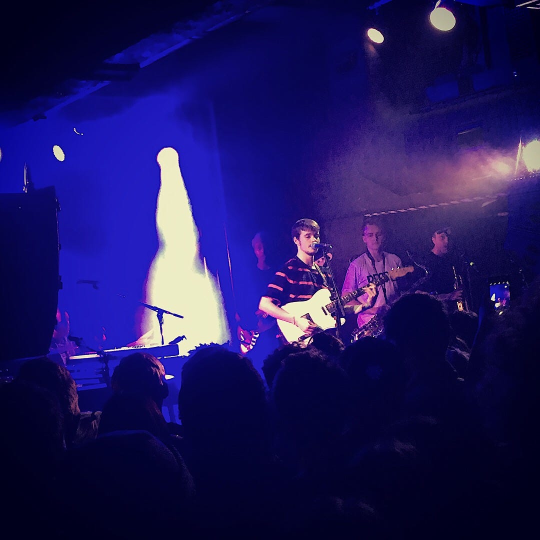 Going to a gig alone is actually good | by Tom Hadfield | Medium