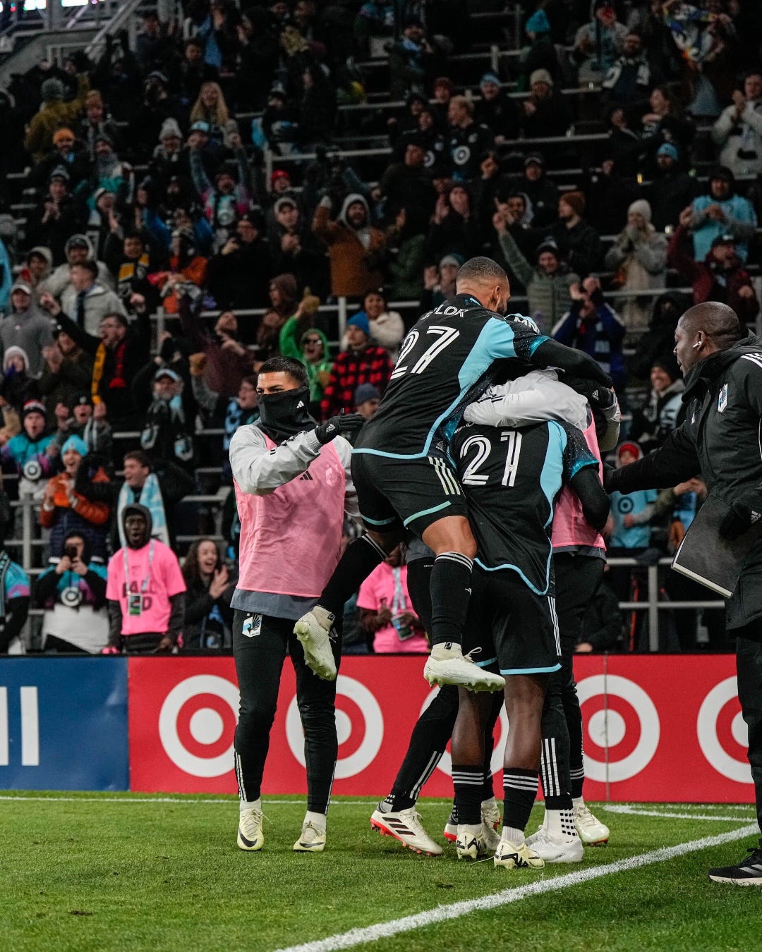 Eric Ramsey takes Minnesota United to the top of the west as they brush aside LAFC at Allianz ...