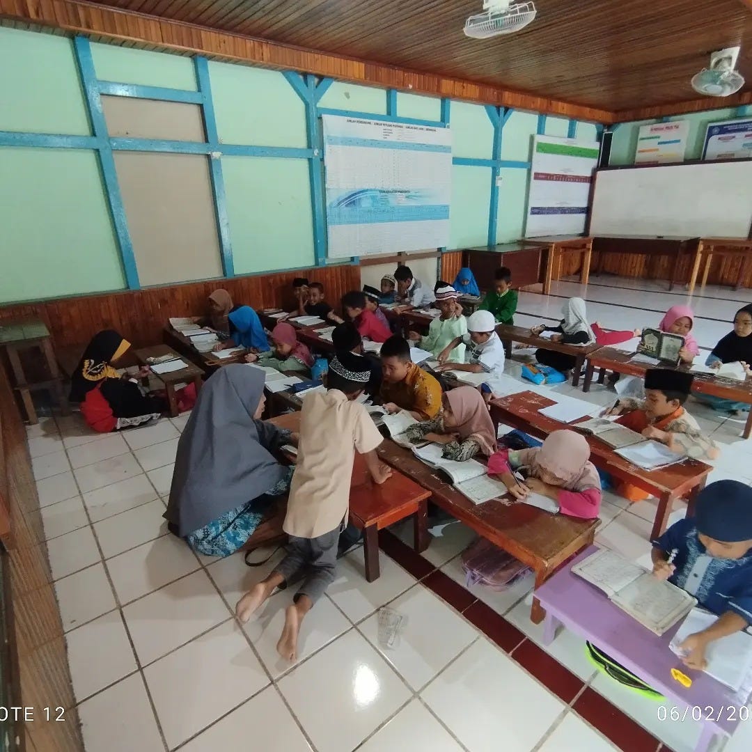 Kelas Mengaji Untuk Anak Desa Semangau - PERPUSTAKAAN DESA SEMANGAU - Medium