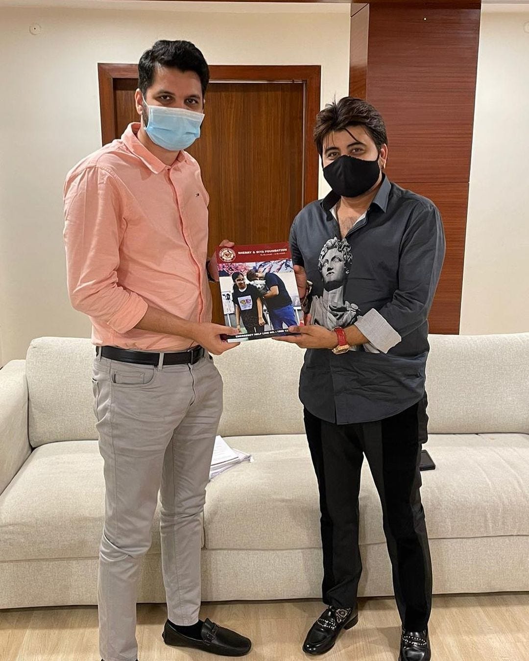 Mr. Rakesh Kothari met Mr. Varun Satish Desai Secretary of Yuva Sena - Rakesh Kothari - Medium