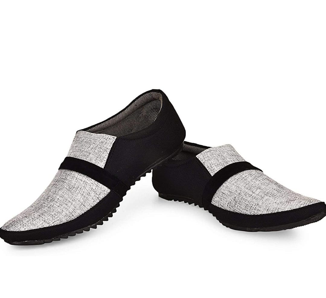 ESSENCE Men's Casual Shoe Casual shoes are great for guys who mostly ...