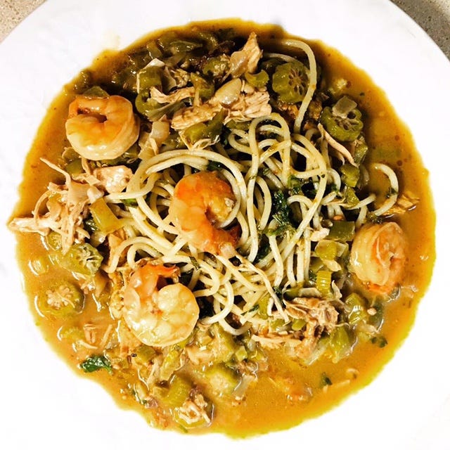 故鄉味. Rice pasta and shrimp chicken gumbo. | by Shu-Fen Chiang | Medium