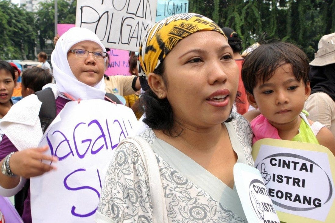 Polygamy in Islamic Indonesia. A perspective on polygyny encounter ...
