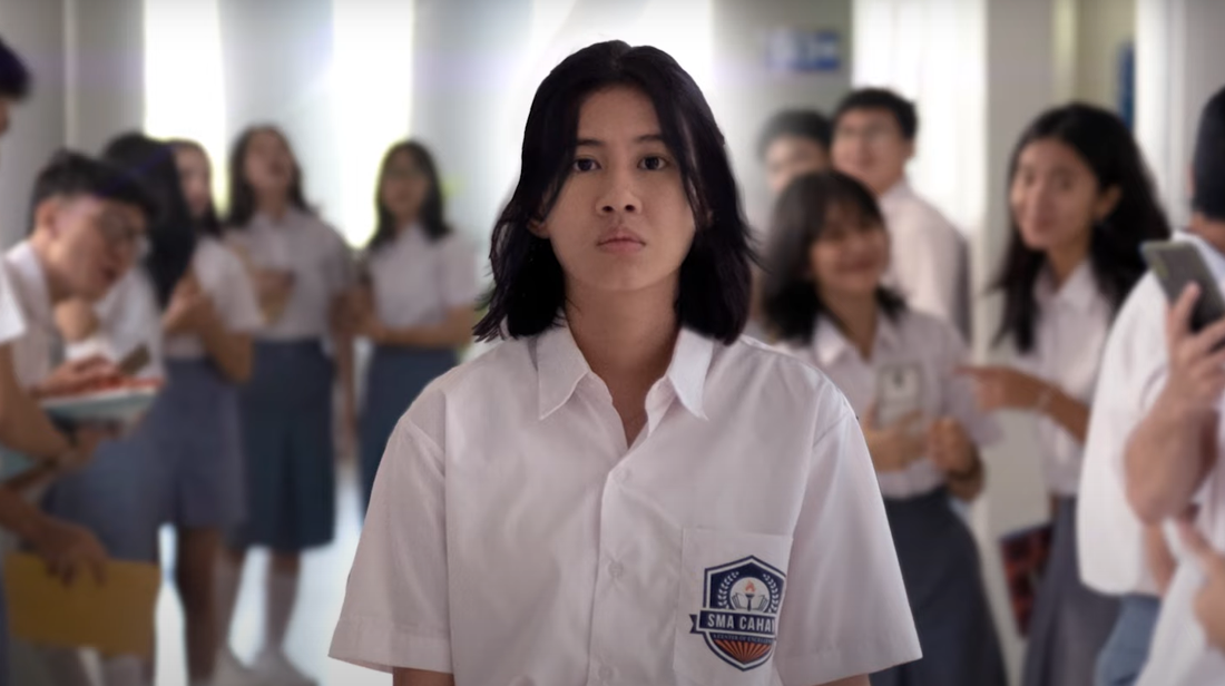 The Youthful Passion of a Girl in Love | by Ichwan Persada | Medium