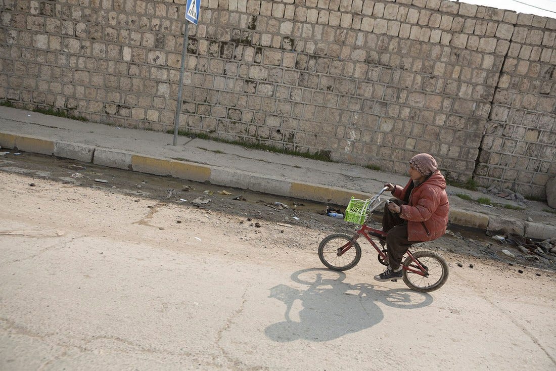 ISIS Drones Buzz Overhead and Suicide Bombers Lurk as Mosul Slowly ...