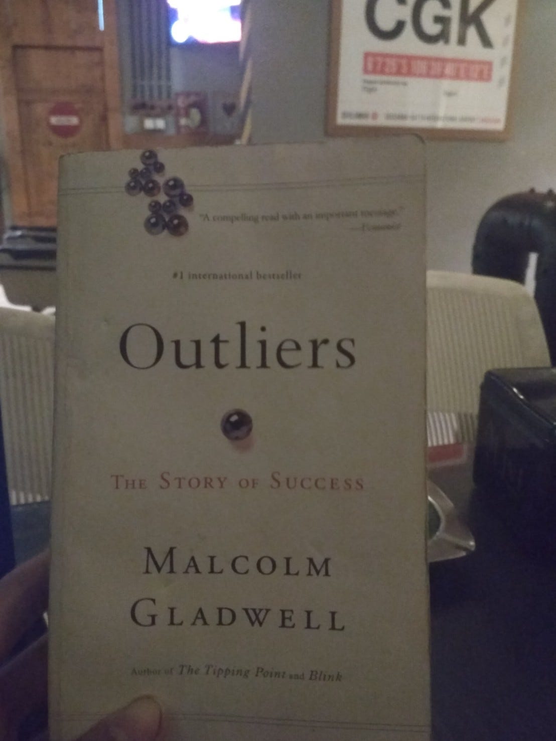 Book Review #1 : Outliers — Malcolm Gladwell | by Adam Asvandiari | Medium