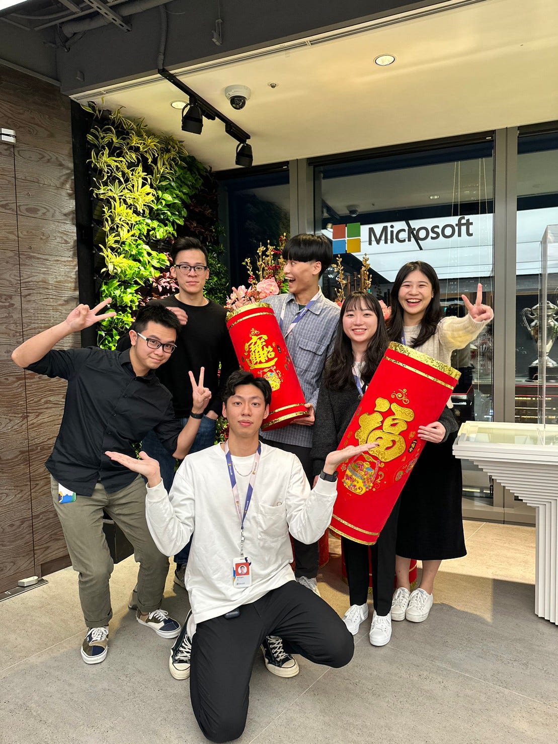 一個『幸運』的旅途～Microsoft Research Development Intern | by Christian Lin | Medium