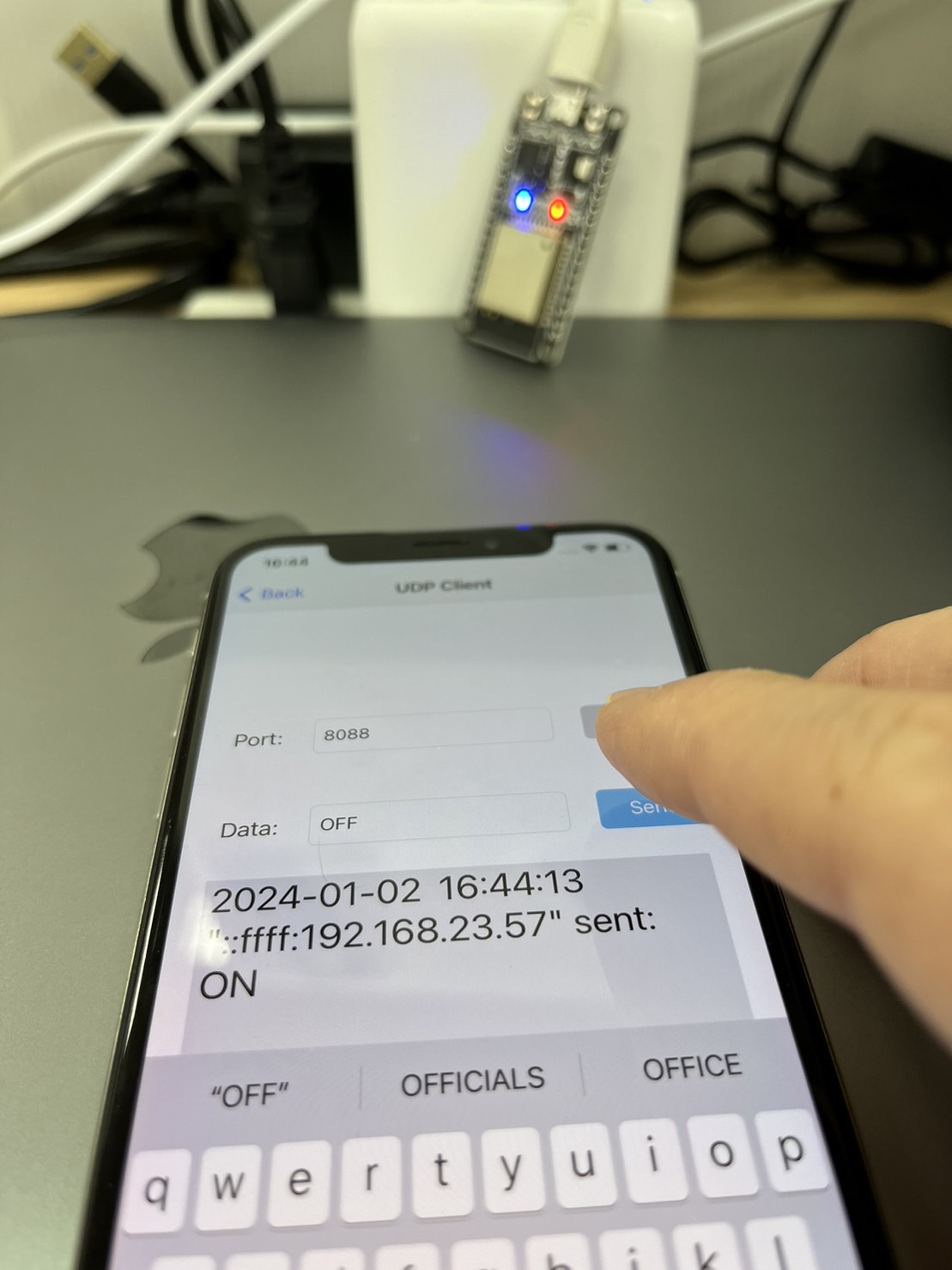 使用 Arduino 讓 ESP32 透過 UDP 收發訊息，進而控制 LED 明滅 | by 春麗 S.T.E.M. | Medium