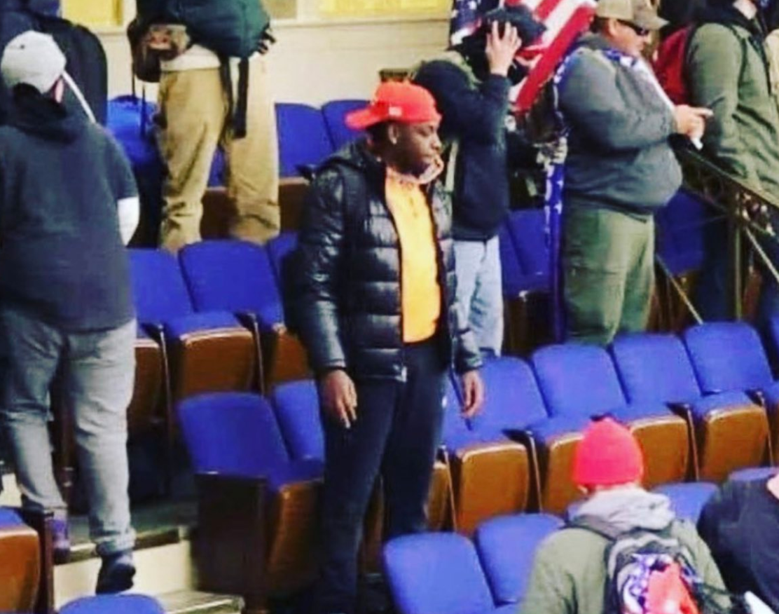 The Real (Fake) Story Behind the Most Confusing Photo of the U.S ...