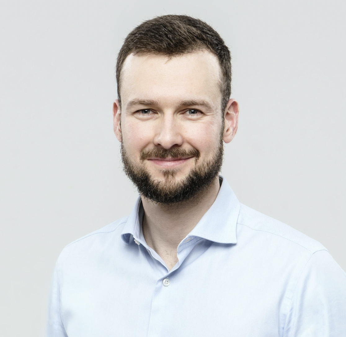 Experienced Crypto Advisor Joins IguVerse | by IguVerse | Medium