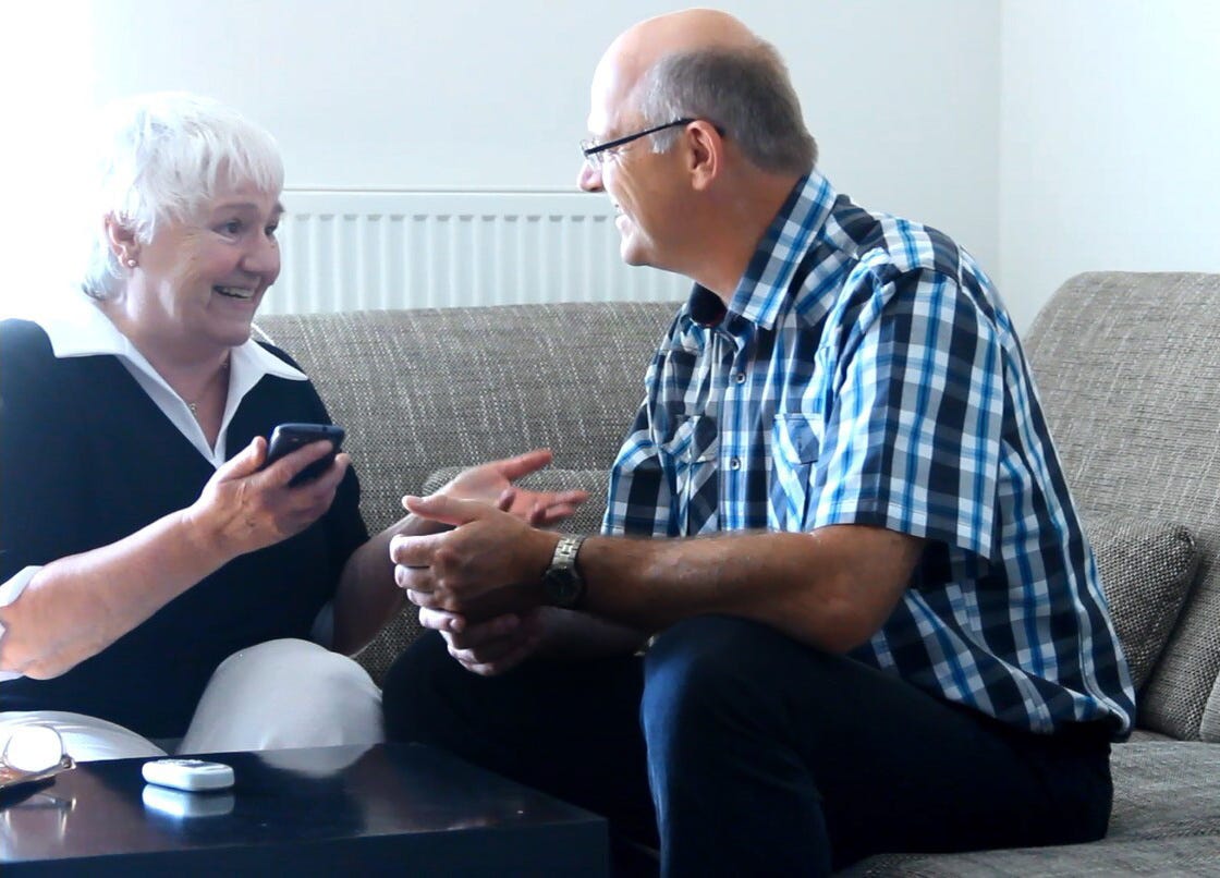 Designing a mobile interface for older people | by Tomáš Slavíček | Medium