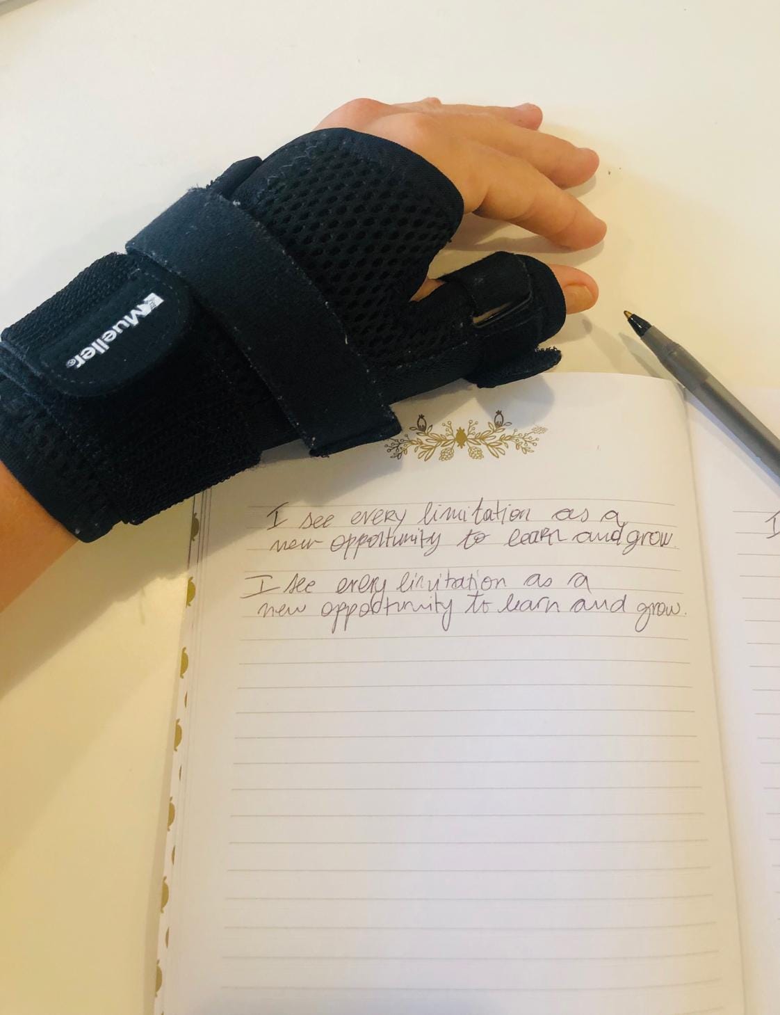 I went from left-handed to ambidextrous in six weeks: how to get out of ...