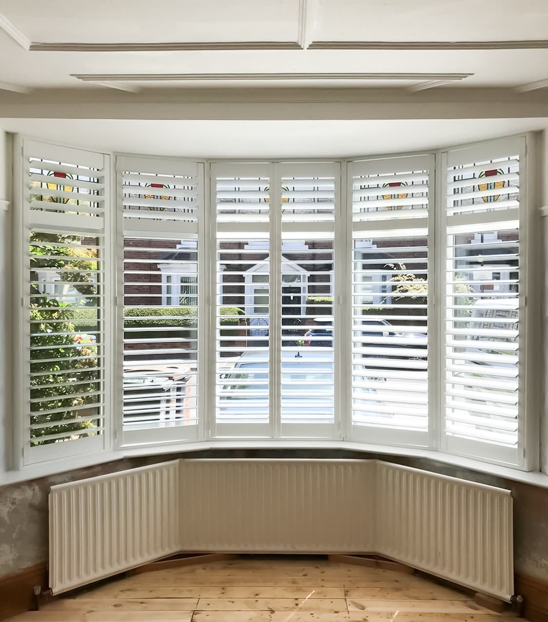 What Are the Most Popular Plantation Shutter Styles in Surrey | by Bright Light Shutters | Medium