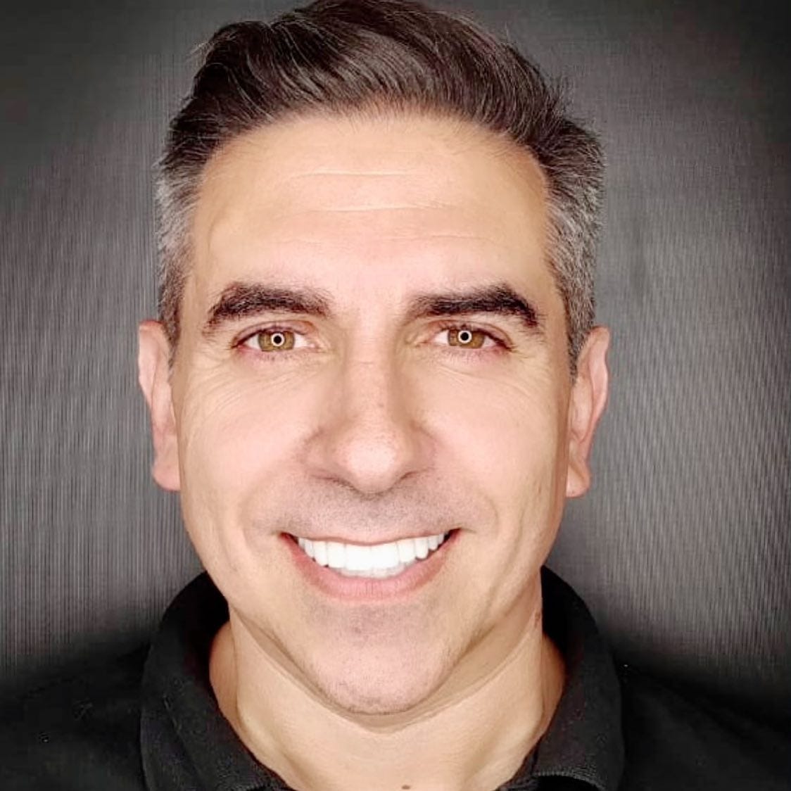 Benjamin Ruiz: Mastering the Art of Financial Strategy | by Arman Seo ...