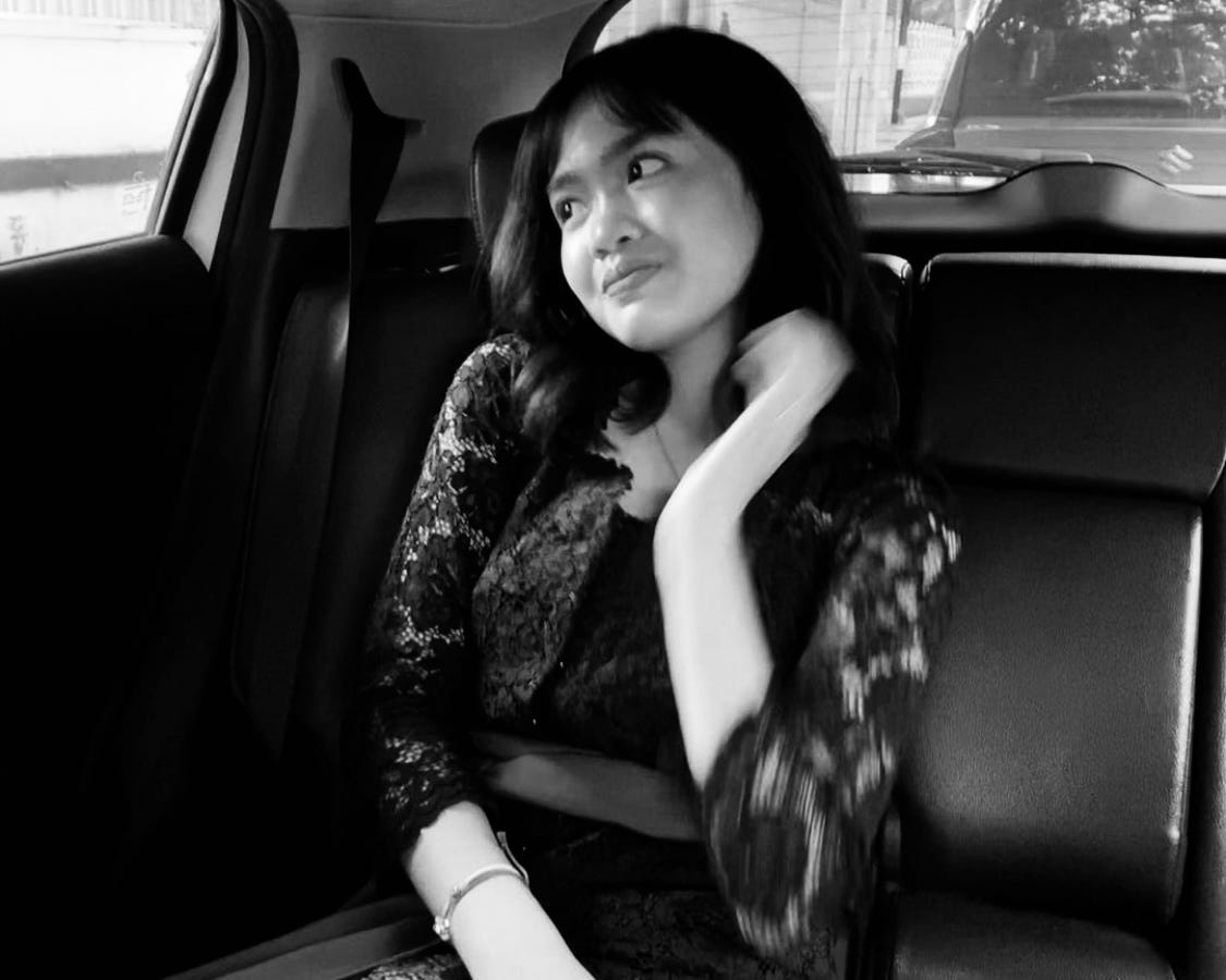 she walks in beauty. She walks in beauty, like the night Of… | by sye ...