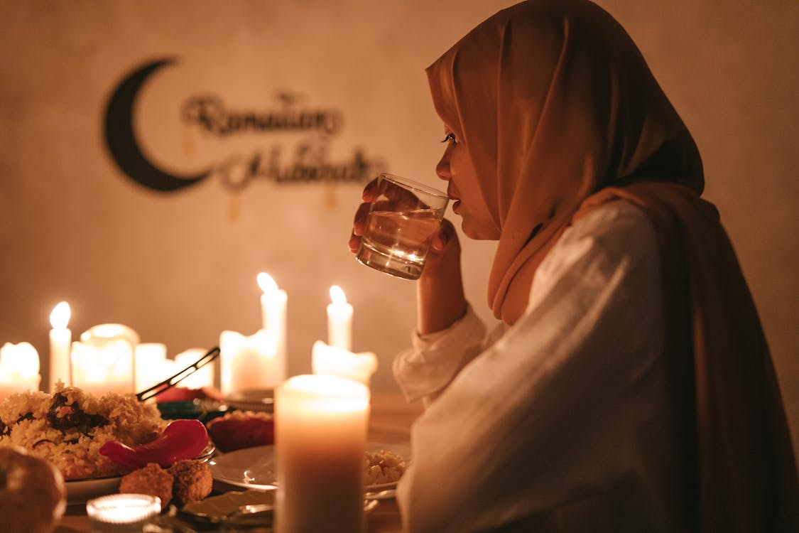 A Ramadan iftar feast by the Mediterranean Sea | by Dion Groove | Feb ...