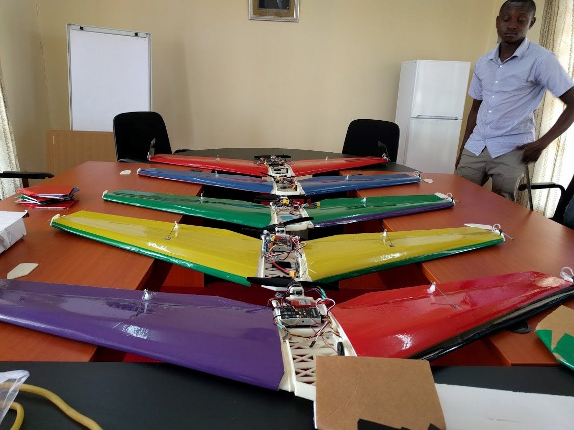 Malawi: Low-cost drone built by students delivers medicine over 19 km ...