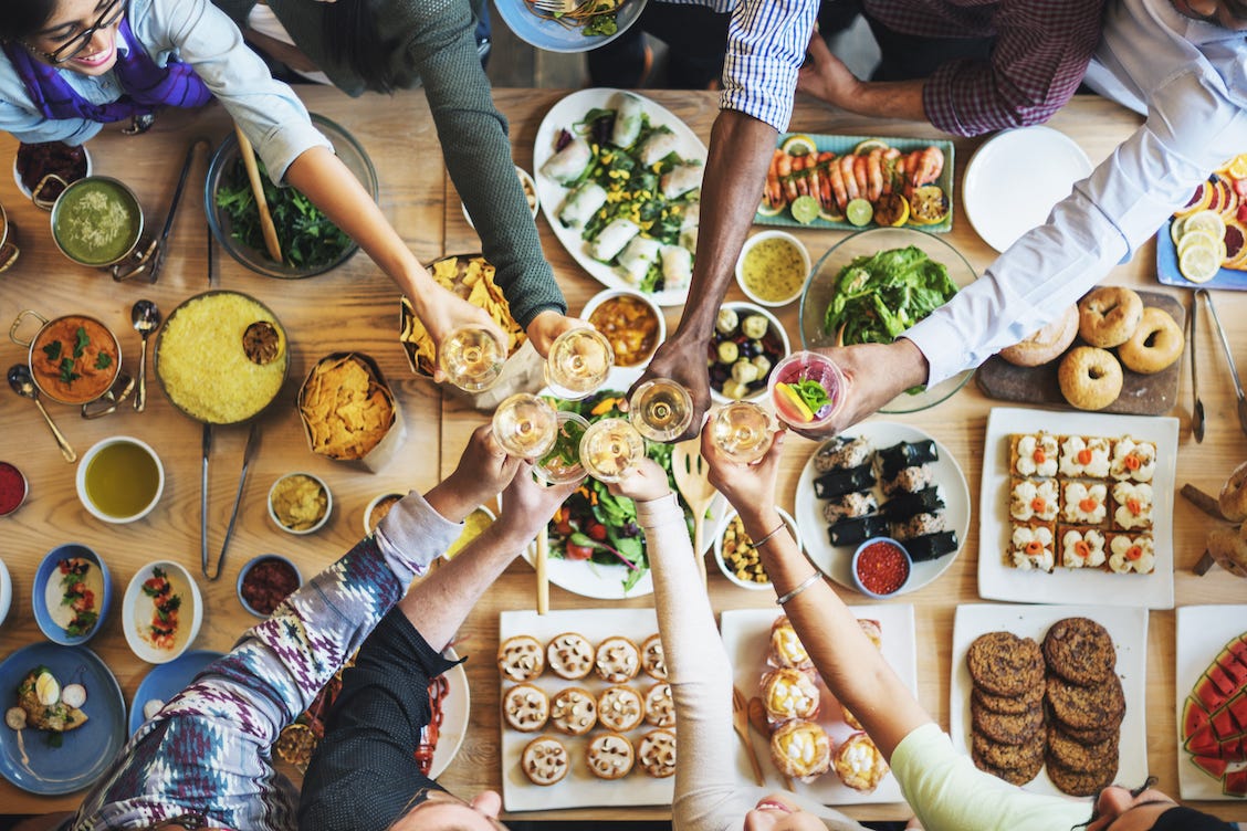 Eating together makes teams stick together | by Grain | Grain