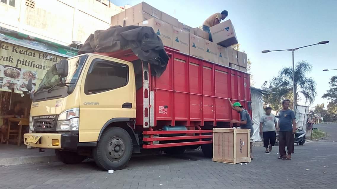 0813 1903 1089 JASA CARGO MURAH DARI JAKARTA KE MALANG | by MAXINDO SUKSES | Medium