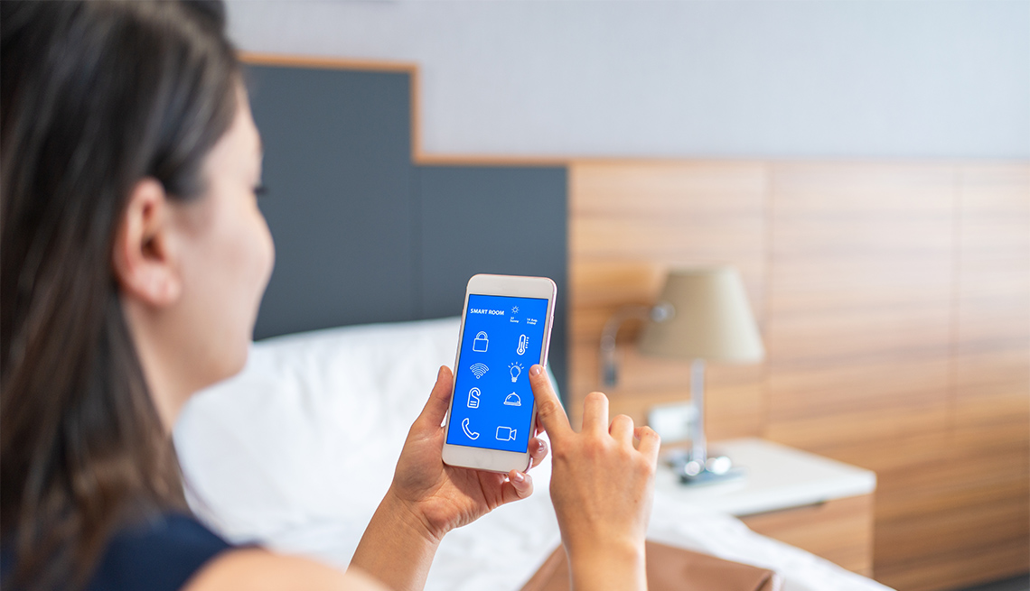 The Changing Face of Hotel Technology: From Smart Rooms to Digital Concierges. | by Volindo | Medium