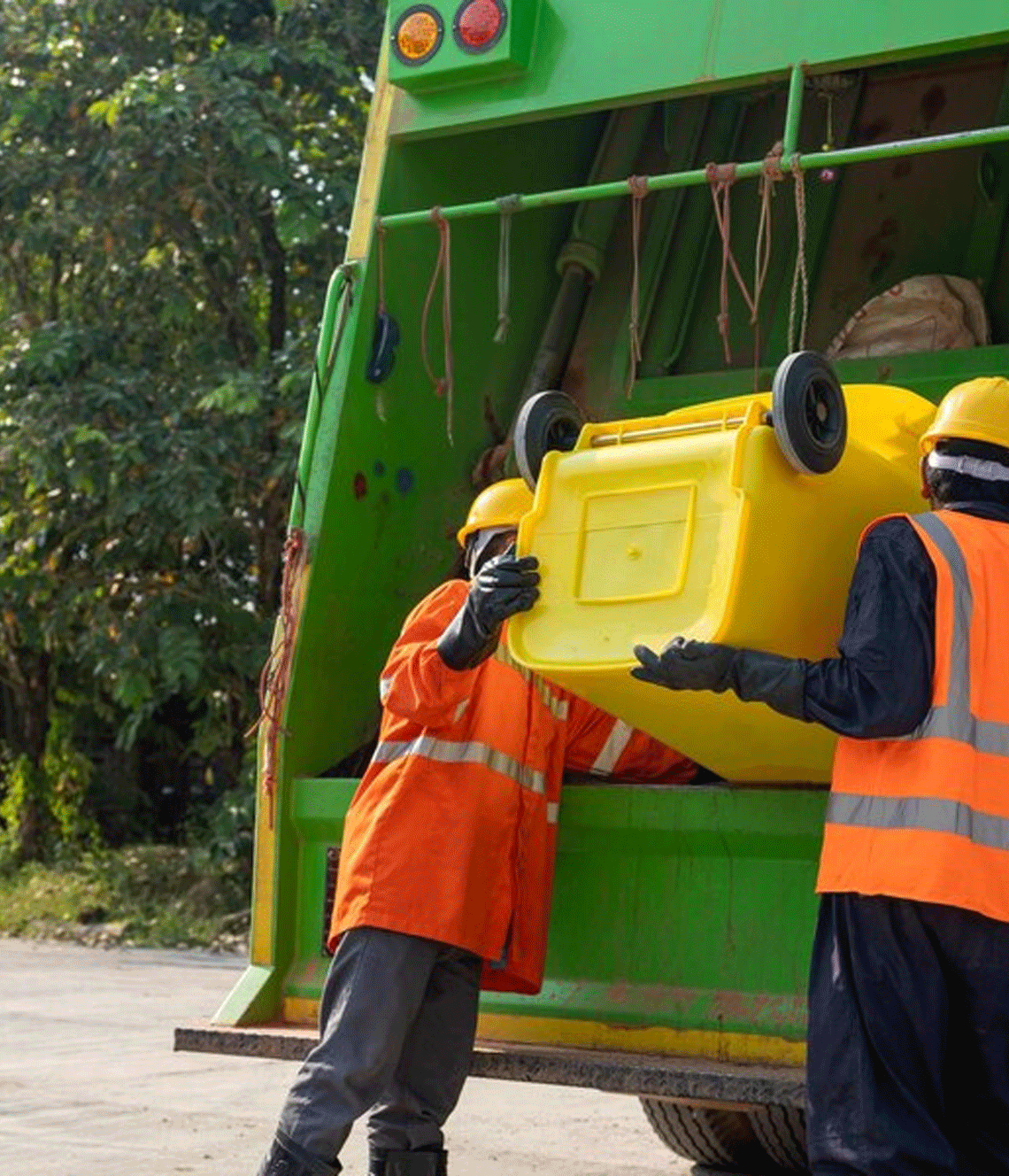 How to Choose the Right Trash Removal Services Kent | by jerry smith ...