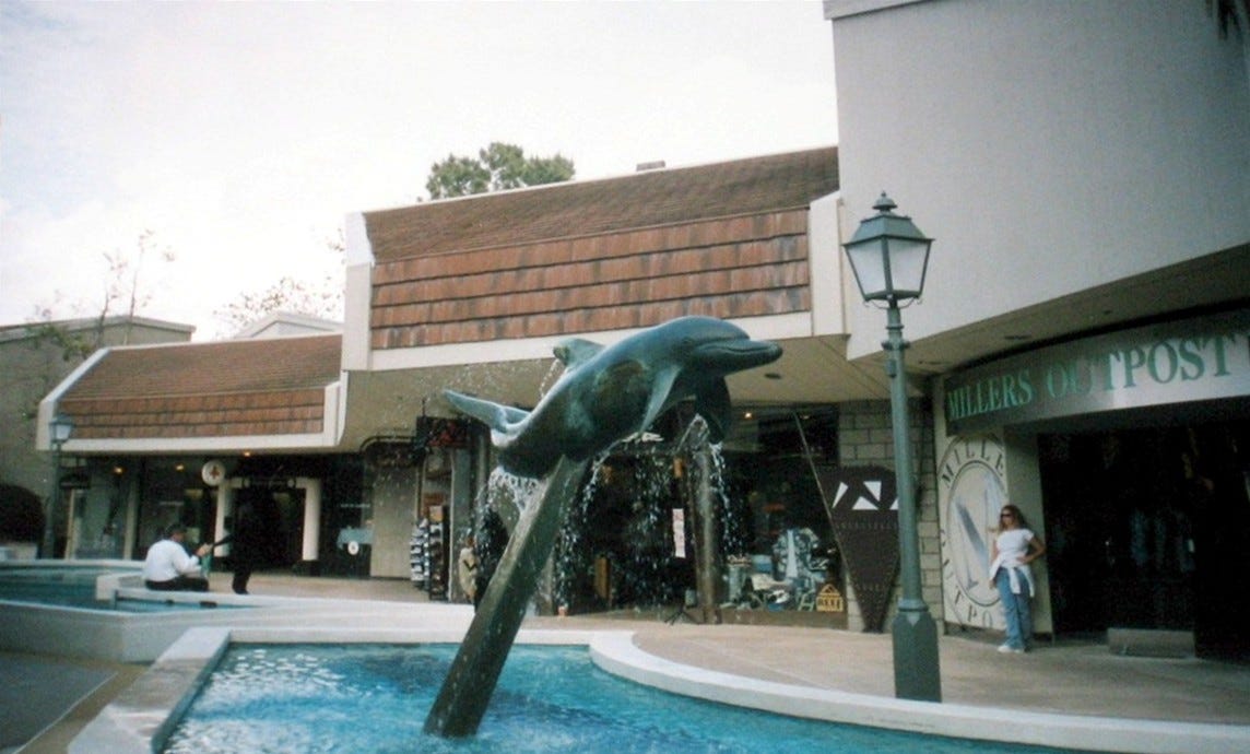 MySQL Workbench: UML Diagram Generation | by Mehran Ghamaty | Medium