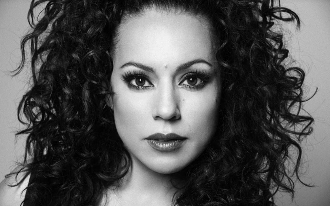 SMOKING MOLLY. Semana del 29 de enero | by Maria Cecilia Amaya | Medium