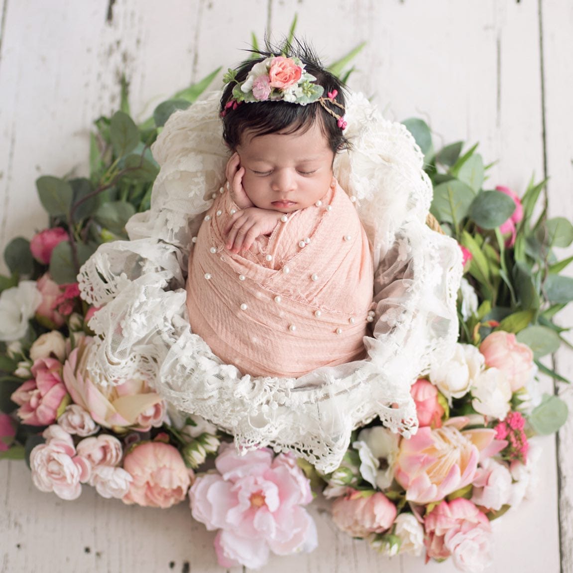 Newborn photo editing Smoothing skin and correcting tone · Editing nose ...