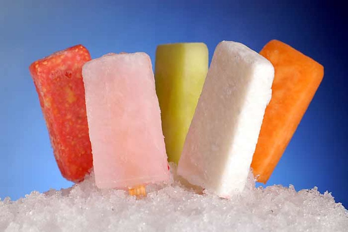 Paletas heladas caseras. Los niños tienden a consumir refrescos… | by ...