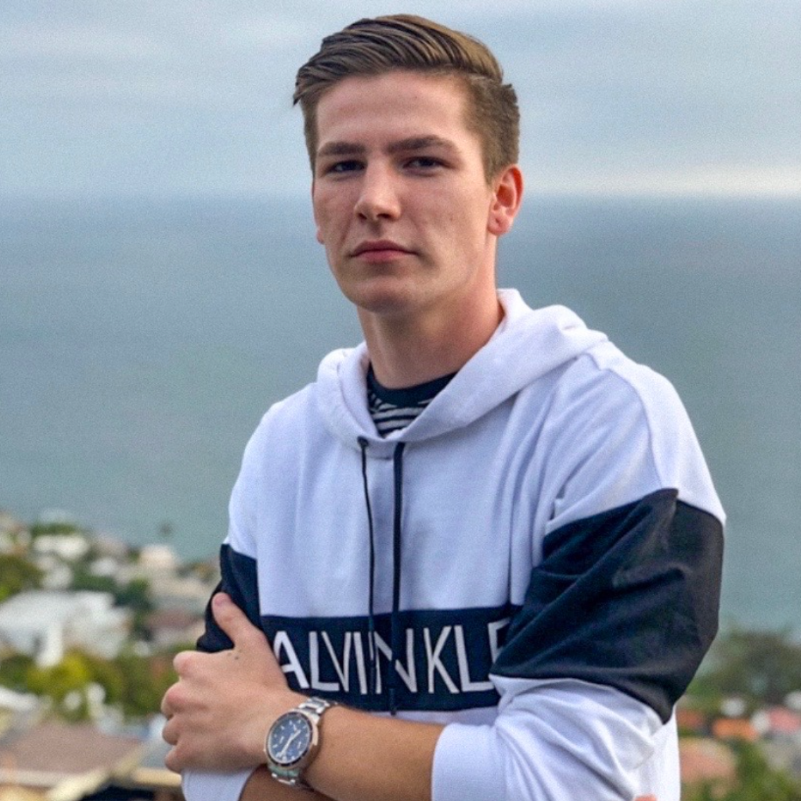 Logan Simmons’ tips to becoming a successful Entrepreneur | by Know ...