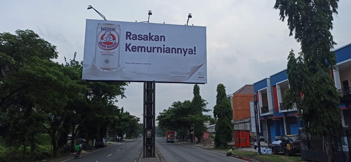 LAGI VIRAL !!! Hubungi 0812–311–50000, Sewa Baliho Kediri - Cara pasang ...