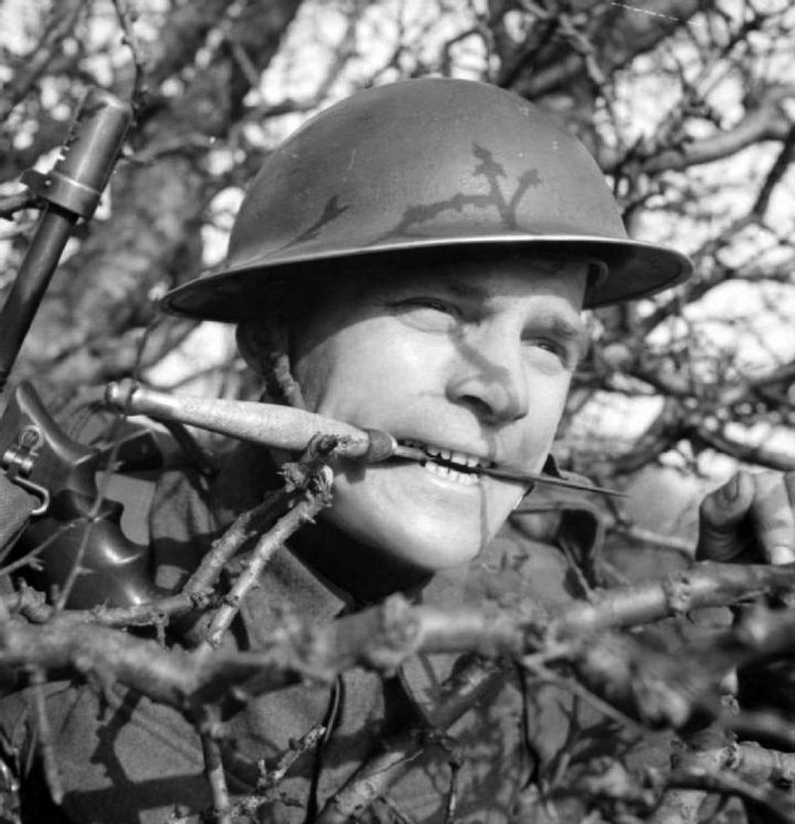 This Commando Blade Was for Stabbing Nazis in the Back | by Paul ...