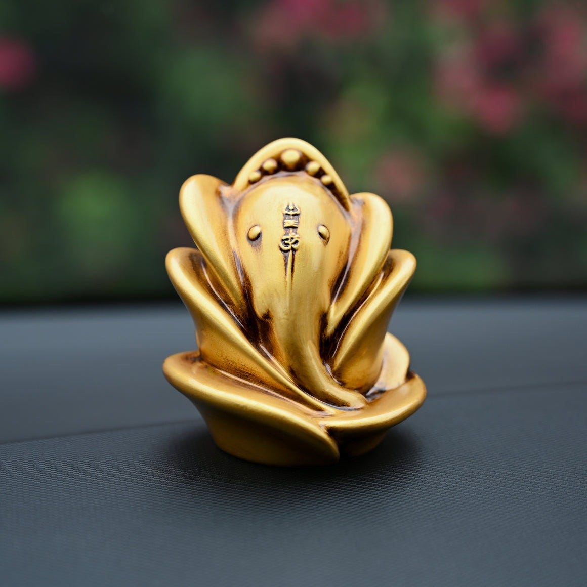 Rose Ganesha Car Dashboard Decoration: Embracing Divine Beauty | by The ...