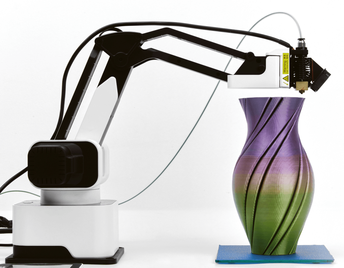 Universal Robot Arm Kit on your Desk | by Brian Pacheco | Medium