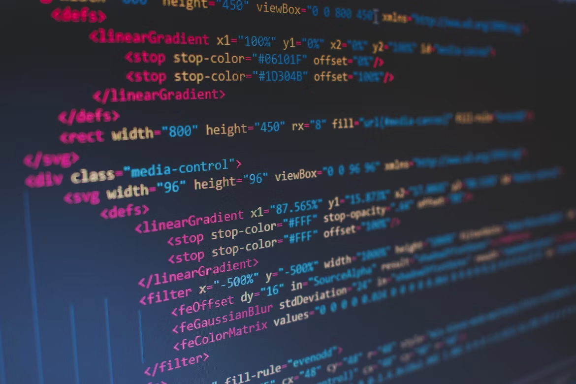 Functional Programming vs Object-Oriented Programming: Analyzing the ...