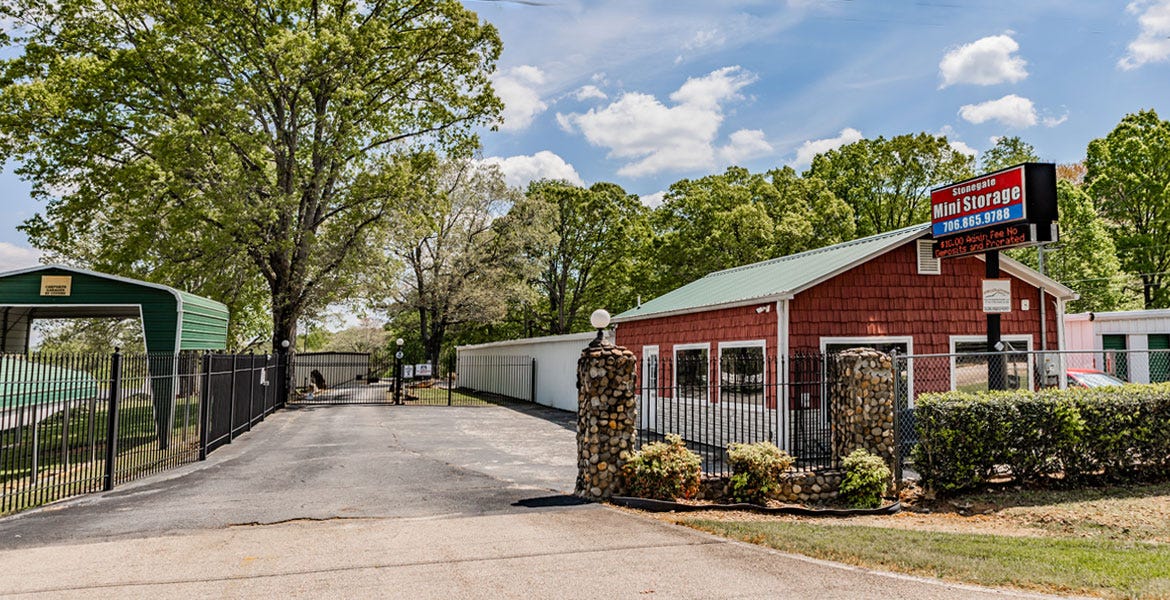 Everything You Need to Know About Vehicle Storage Units: A ...
