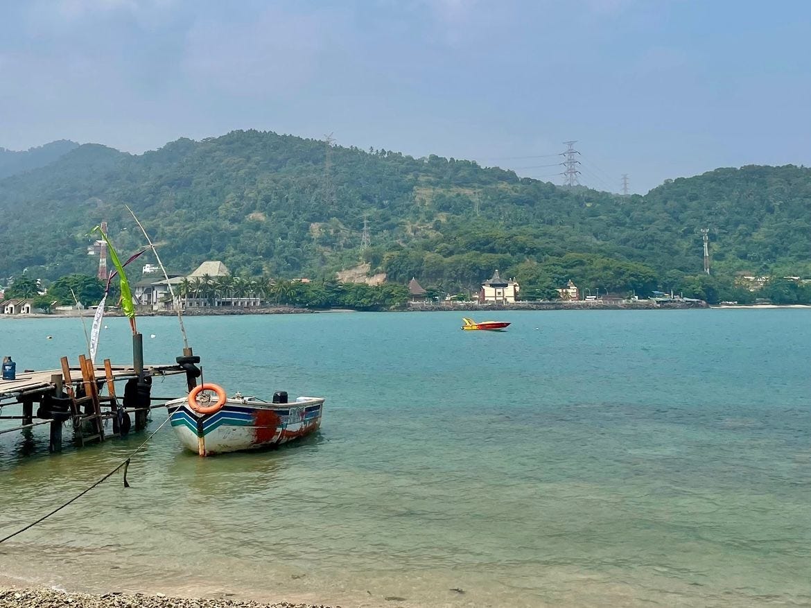 Pesona Pulau Merak Kecil di Ujung Barat Pulau Jawa | by Najwa Alhadar ...