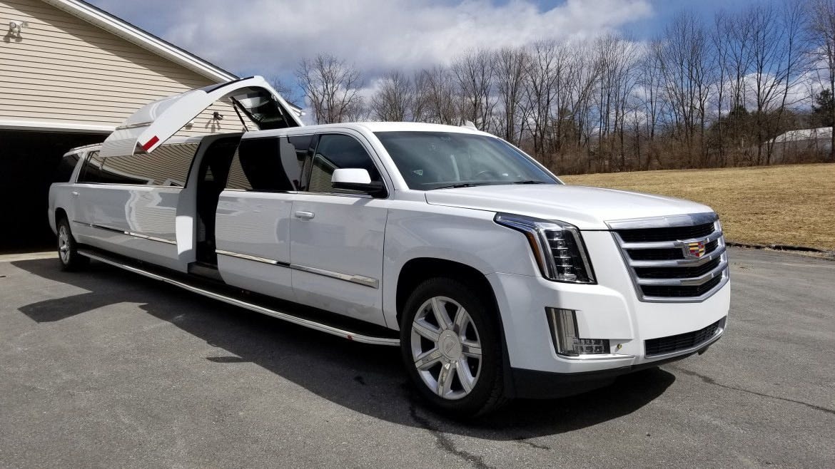 Blog. When was the first limousine made? | by LimoPoint | Medium