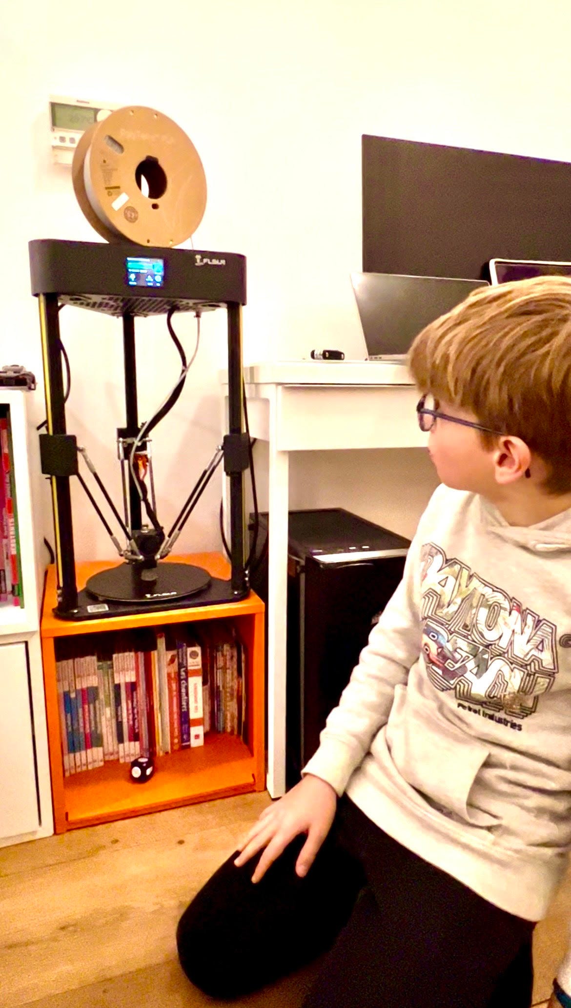 Entrepreneurship explained to my kid (#1) | by Roald Sieberath | Medium Entrepreneurship explained to my kid (#1) | by Roald Sieberath | Medium