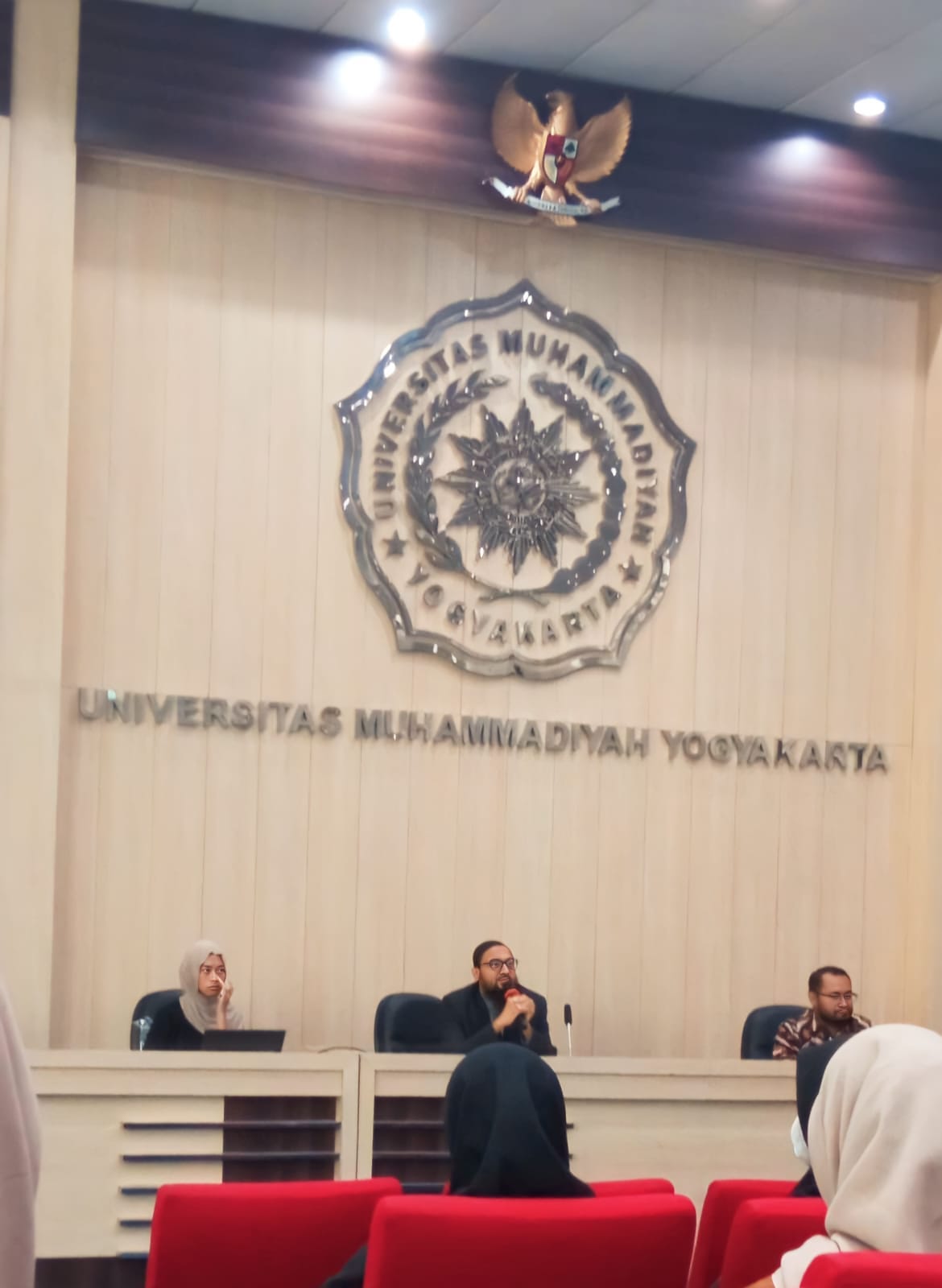 “Importance and Challenges of Sustainability Practices in the Digitalization Process of Business ...