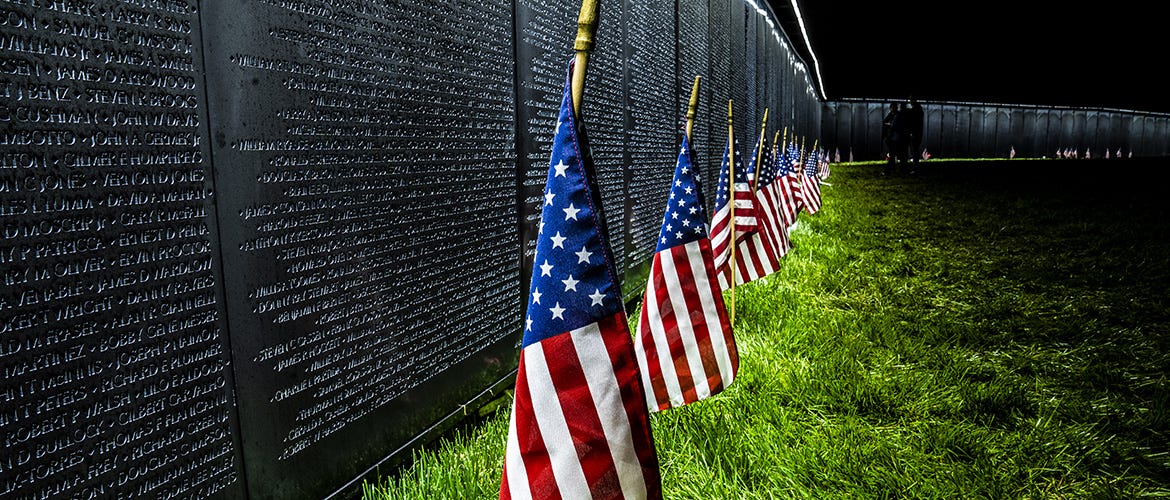 The Wall That Heals — Vietnam Veterans Memorial Traveling Wall | by ...