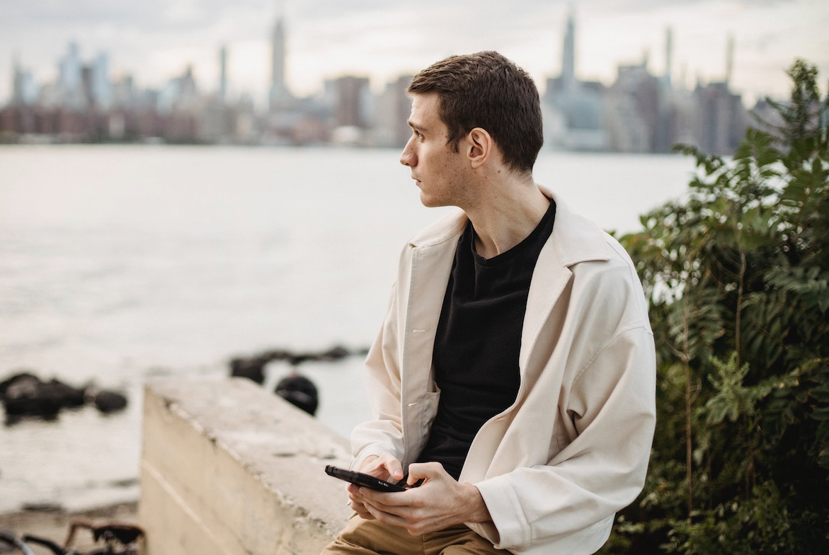 Why Men Rarely Get Matches On Dating Apps By Liliana Andrino Hello