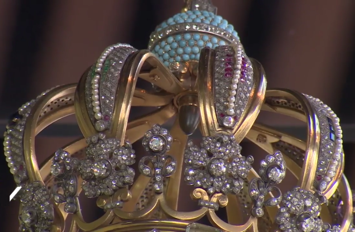 A Fatima Bullet in Mary’s Crown?. Why St. John Paul the Great placed an ...