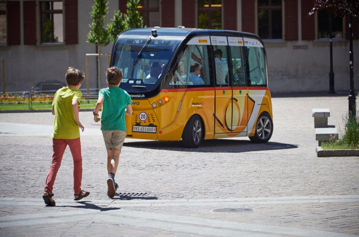 Integrating Autonomous Shuttles with Public Transit | by Raphael ...