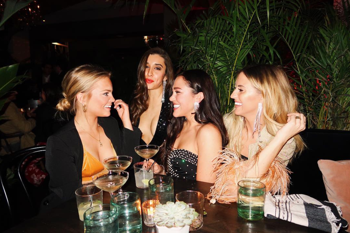 Swipe Right: How Tinder Finds Its Match with Influencers | by Samone ...