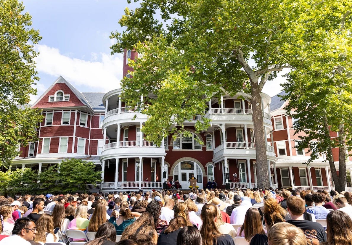 Homecoming Forum: Everything You Need to Know | by Chloe Cochran | The ...