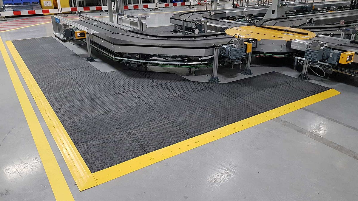 Interlocking Floor Tiles For Your Home | by Wizfloorsystemsltd | Medium