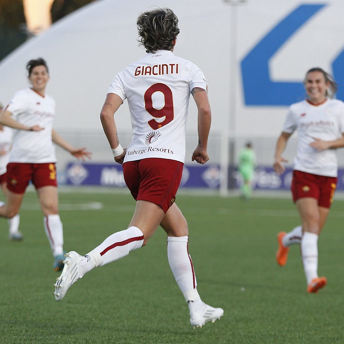 Firey start to Champion round as Valentina Giacinti and company Wreck ...