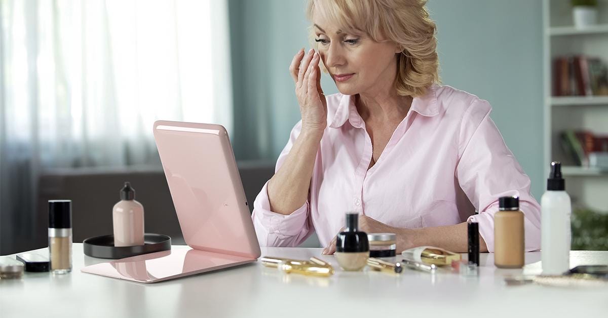 The Ultimate Guide to Choosing a 10x Makeup Mirror Lighted | by ...